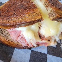 STOLTZFUS MEATS - Updated July 2025 - 134 Photos & 121 Reviews - 14 ...