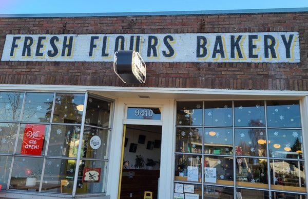 FRESH FLOURS - 194 Photos & 153 Reviews - 9410 Delridge Way SW, Seattle ...