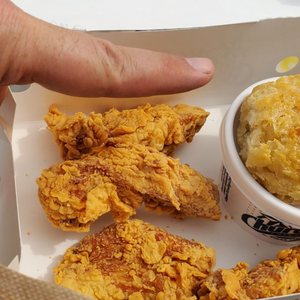 KFC - 32 Photos & 46 Reviews - 15209 1st Ave S, Burien, Washington ...