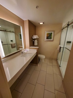 FAIRFIELD INN & SUITES FRESNO YOSEMITE INTERNATIONAL AIRPORT - 67 ...