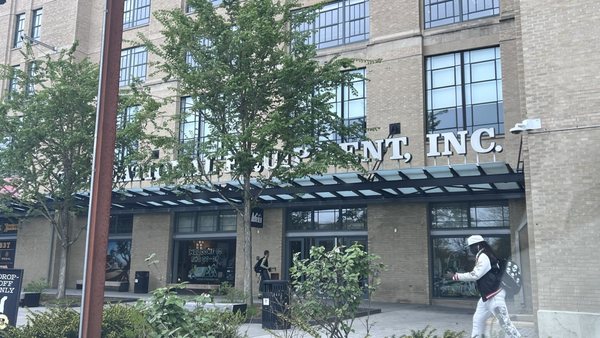 REI - Updated December 2025 - 28 Photos & 150 Reviews - 401 Park Dr ...