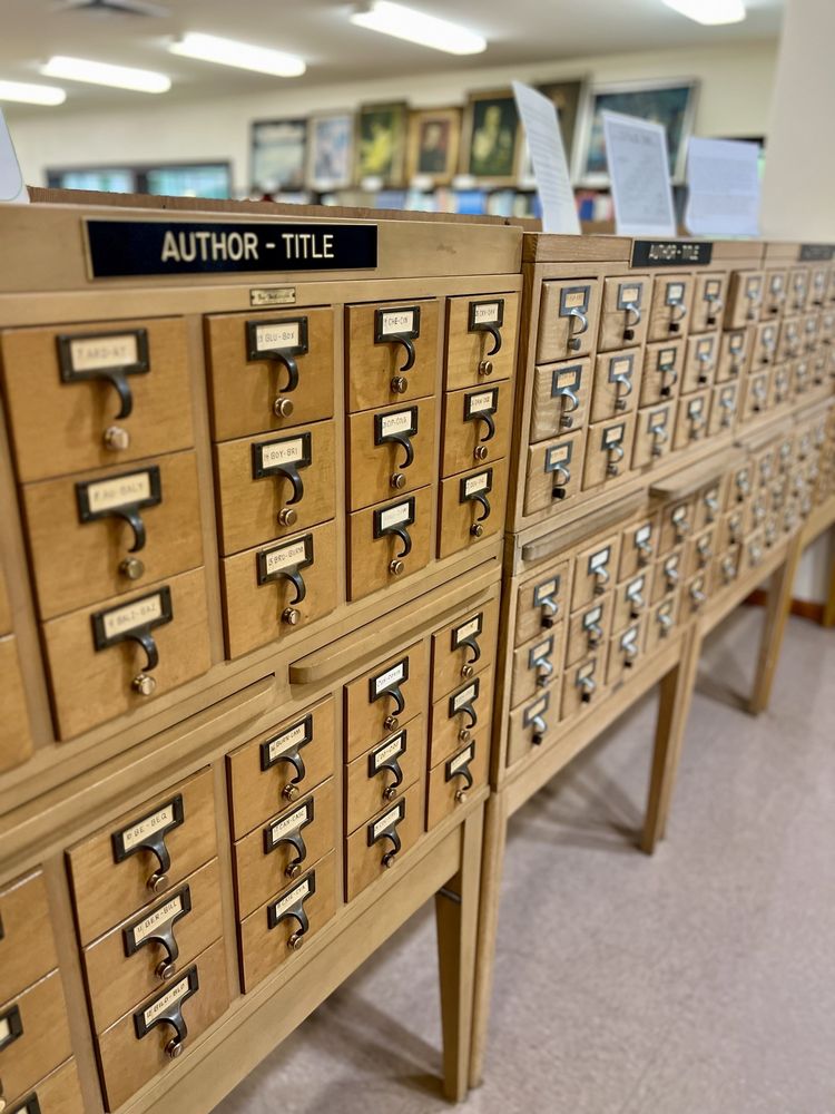 HELEN HOFFMAN LIBRARY - Updated October 2025 - 20 Photos - 501 North ...