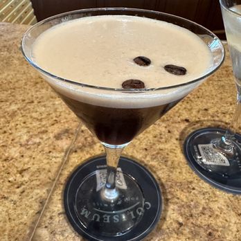 COLISEUM POOL & GRILL - Updated January 2025 - 1462 Photos & 595 ...