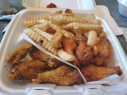 AMERICA’S DELI - Updated June 2024 - 11 Photos & 26 Reviews - 831 ...