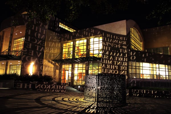 MD ANDERSON LIBRARY - Updated September 2025 - 25 Photos & 14 Reviews ...