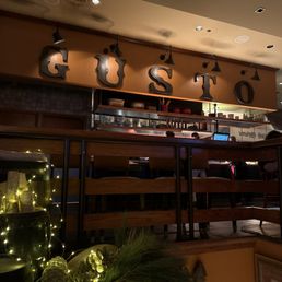 GUSTO ITALIAN GRILL & BAR - Updated January 2026 - 76 Photos & 85 ...