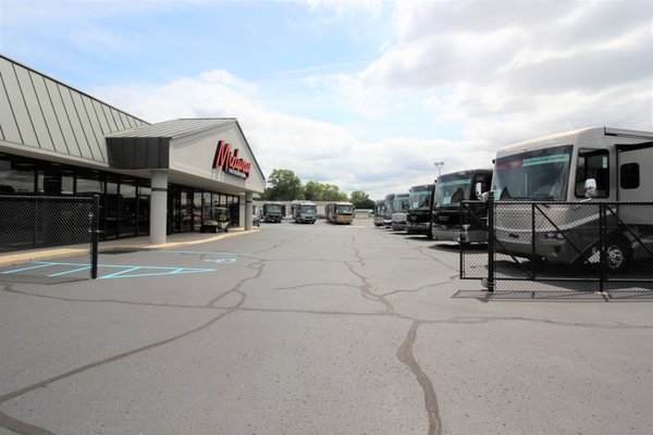 MIDWAY RV CENTER - Updated July 2025 - 52 Photos & 15 Reviews - 5590 ...