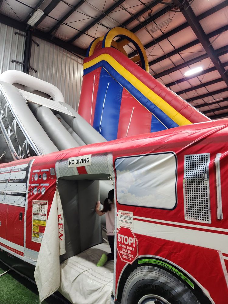 TRIPLE CROWN FAMILY FUN CENTER - Updated April 2025 - 23 Photos & 27 ...