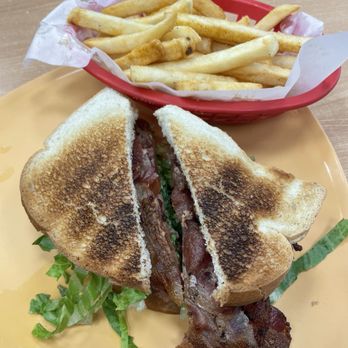 GRITZ CAFE - Updated August 2024 - 1027 Photos & 1117 Reviews - 1911 ...