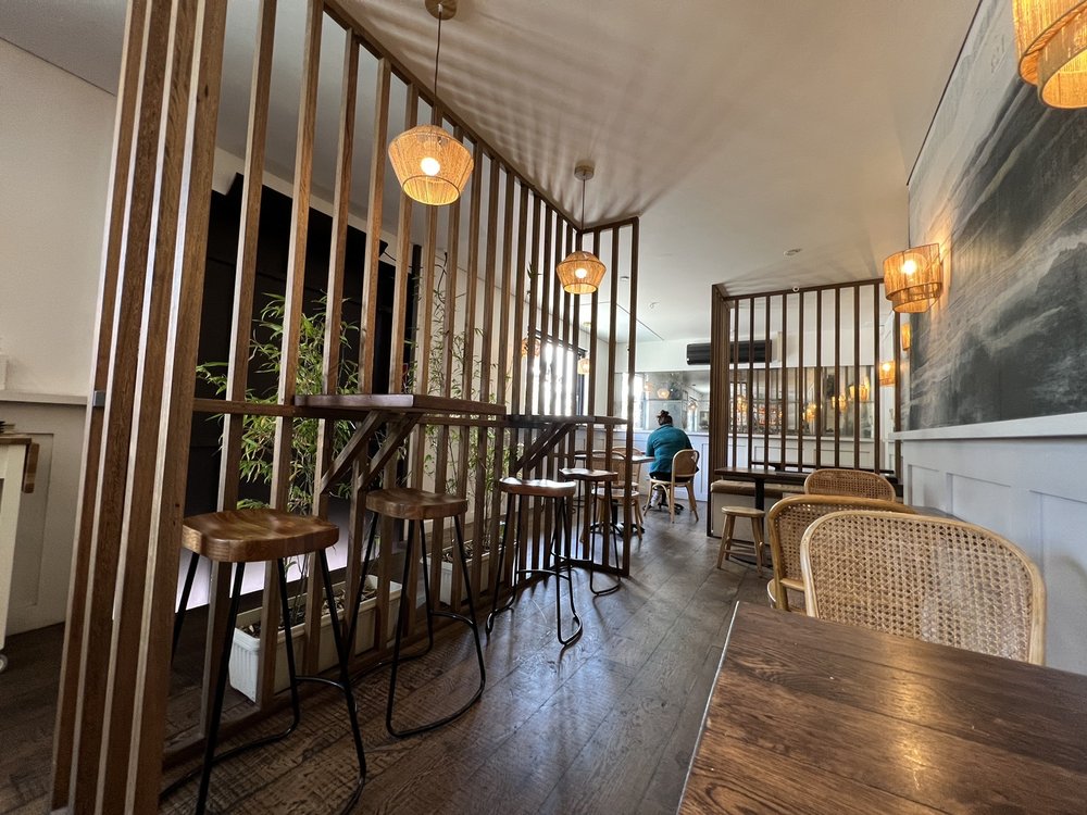 THE LOCAL BAR - Updated June 2024 - 13 Photos - Cnr Cambridge St ...