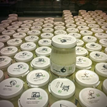 GLOBUS - Updated November 2025 - 81 Photos & 34 Reviews - Rue du Rhône ...