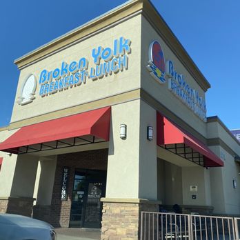 BROKEN YOLK CAFE - Updated September 2024 - 238 Photos & 207 Reviews ...