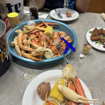 DEWY DEW BUGZ - Updated May 2025 - 31 Photos & 40 Reviews - 9419 ...