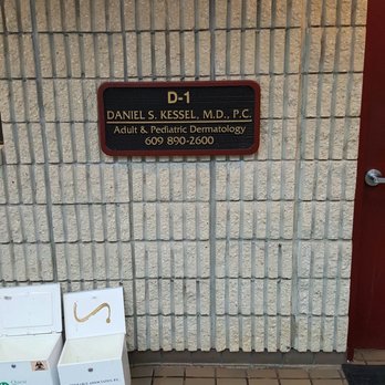 DANIEL KESSEL, MD - KESSEL DERMATOLOGY - Updated December 2025 - 17 ...