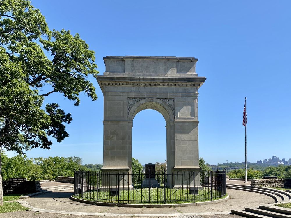 ROSEDALE MEMORIAL ARCH - Updated May 2024 - 25 Photos - Park Dr, Kansas ...