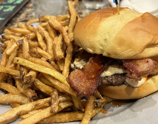 ROCKING R BAR - Updated December 2025 - 52 Photos & 124 Reviews - 211 E ...