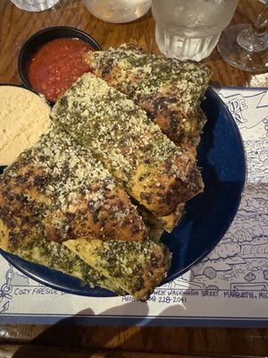 Portside Inn - Reserve Now - Pizza - Updated June 2025 - 127 Photos ...