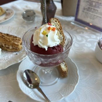 LISA’S TEA TREASURES - Updated October 2025 - 845 Photos & 301 Reviews ...