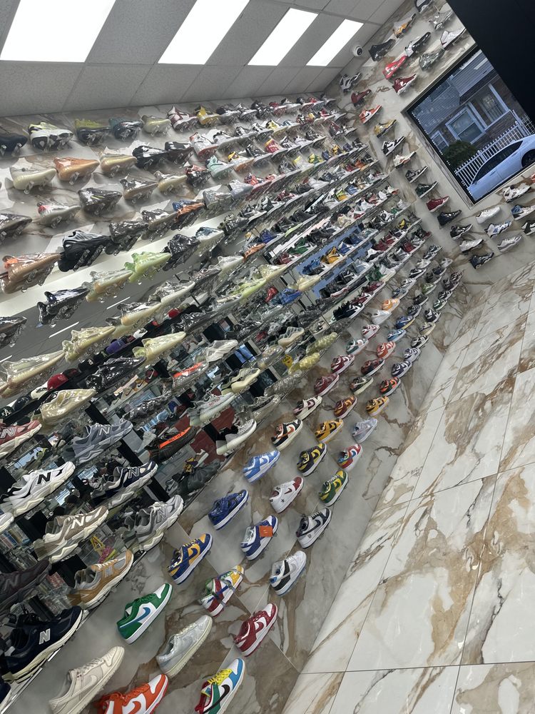 KICKTRONICS - 19 Photos - 741 Market St, Paterson, New Jersey - Shoe ...