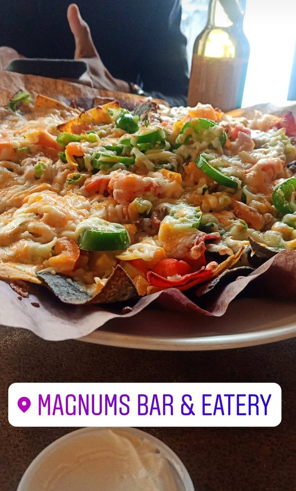 MAGNUMS PUB - Updated August 2024 - 18 Reviews - 21 McMurchy Ave N ...