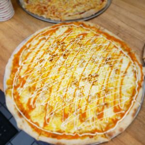 THE RED ZONE PIZZERIA - Updated October 2025 - 35 Reviews - 422 S ...