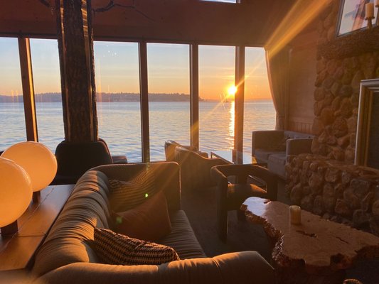 THE BRIM COFFEE SHOP - 2411 Alaskan Way, Seattle, Washington - Coffee ...