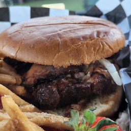 THE TRI-TIPERY - Updated October 2025 - 215 Photos & 200 Reviews ...