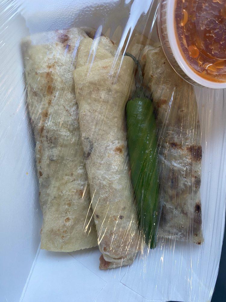 COMIDA DEL BARRIO - Updated August 2025 - 16 Photos - 405 W 32nd St ...