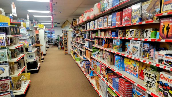 HUB HOBBY CENTER - Updated October 2025 - 103 Photos & 44 Reviews ...