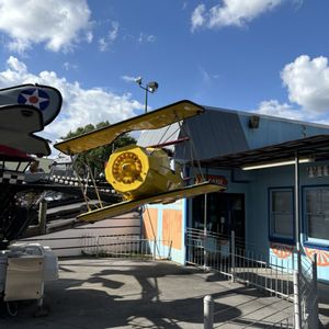 RIDEMAKERZ - Updated May 2025 - 29 Photos - 131 Island Dr, Pigeon Forge, Tennessee - Toy Stores ...