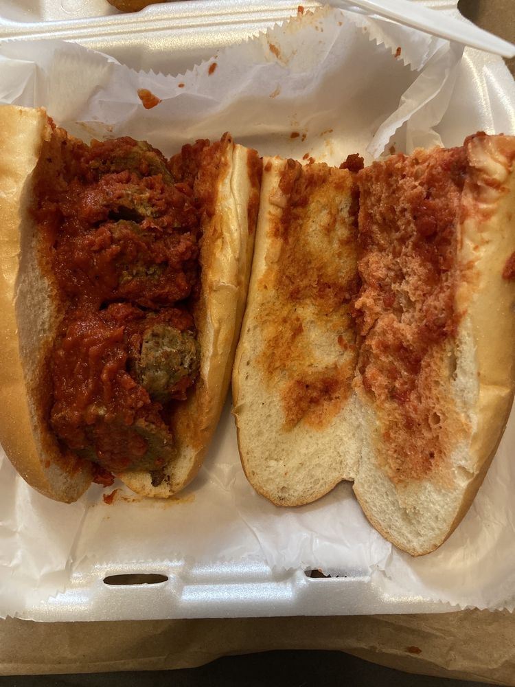 JOHNNYS B PIZZA - Updated October 2025 - 25 Reviews - 2403 E Allegheny ...