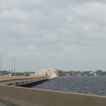 MIDPOINT MEMORIAL BRIDGE - Updated July 2025 - 22 Photos - 1930 SE 23rd ...