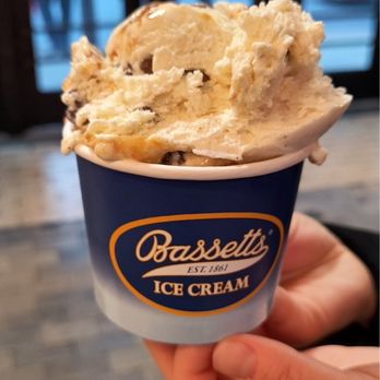 BASSETTS ICE CREAM - Updated May 2025 - 592 Photos & 526 Reviews - 45 N ...