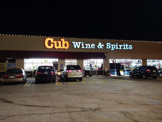 CUB WINE & SPIRITS - ROSEMOUNT - Updated November 2025 - 26 Photos ...