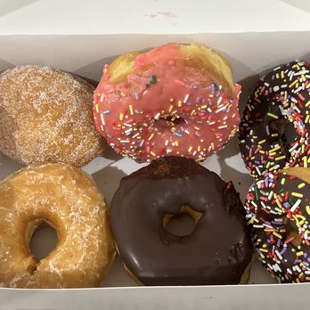 MR D’S DONUTS - Updated September 2025 - 176 Photos & 201 Reviews ...