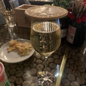 CHAMPAGNE PROBLEMS - Updated June 2025 - 141 Photos & 40 Reviews - 207 ...