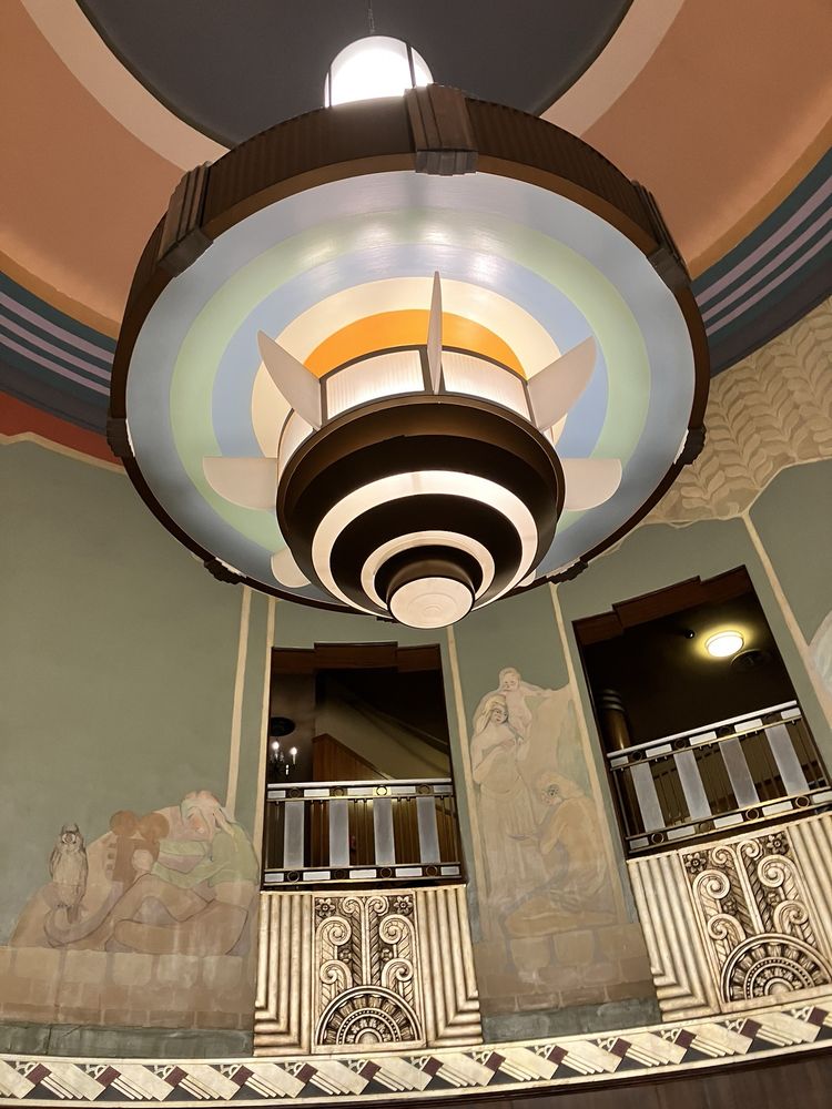 THE SENATOR THEATRE - Updated June 2025 - 71 Photos & 90 Reviews - 5904 ...