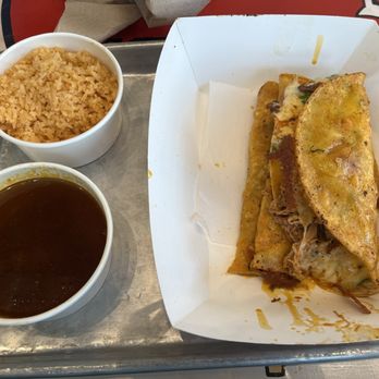 CHIDO TACO - Updated December 2024 - 32 Photos & 28 Reviews - 555 ...