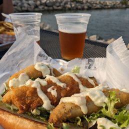 DOCKSIDE CAFE - Updated October 2025 - 237 Photos & 221 Reviews - 611 W ...