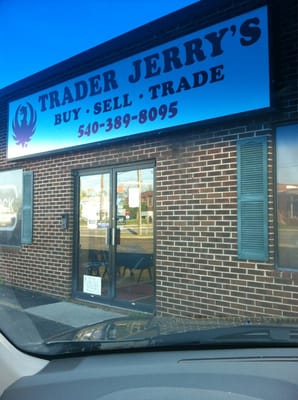 TRADER JERRY’S II - Updated April 2026 - 19 Reviews - 724 W 4th St ...