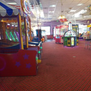 FUN FACTORY - 72 Photos & 28 Reviews - 1620 N School St, Honolulu ...