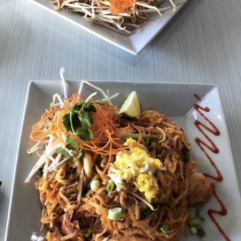NOODLE WAVE - Updated May 2024 - 557 Photos & 579 Reviews - 2775 S ...
