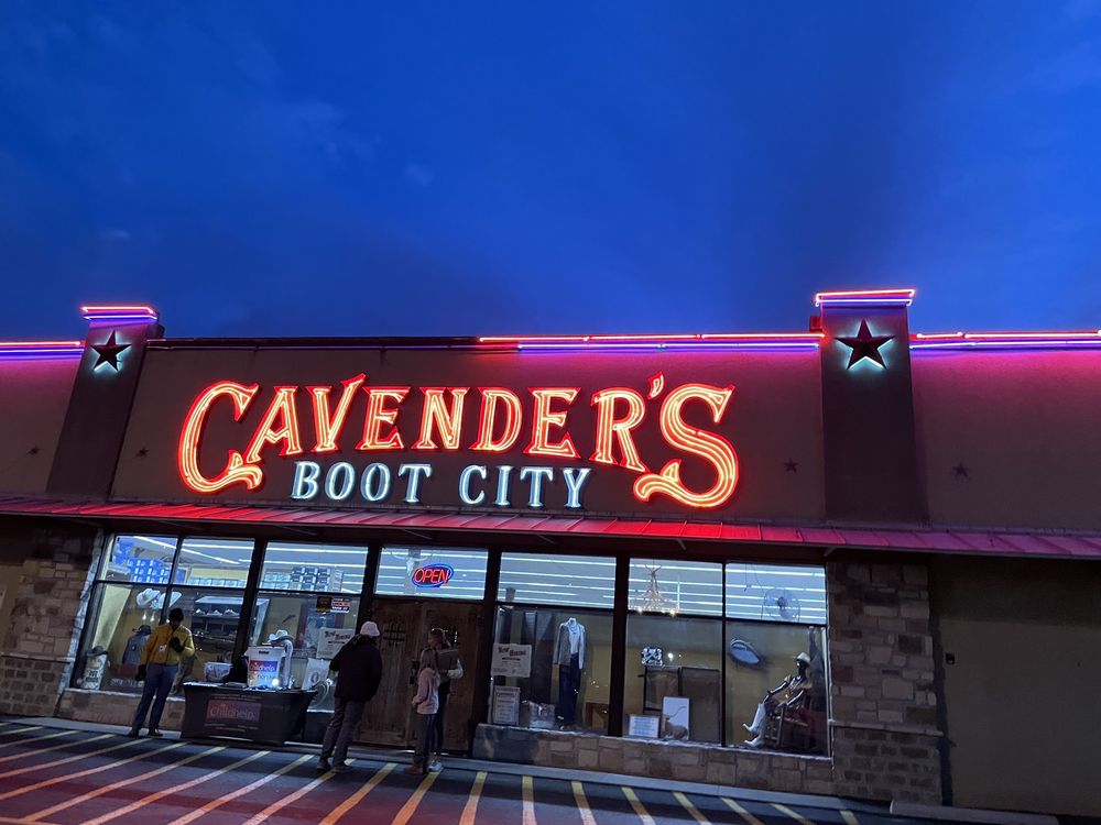 CAVENDER’S BOOT CITY - Updated July 2024 - 87 Photos & 90 Reviews ...
