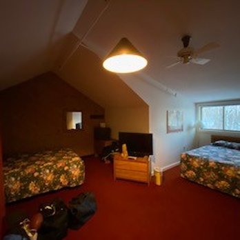 SNOWY OWL INN - Updated August 2025 - 34 Photos & 112 Reviews - 41 ...