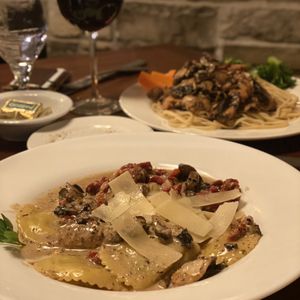 TRAVERSO’S RESTAURANT - Updated January 2025 - 103 Photos & 284 Reviews ...