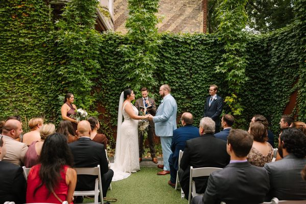 THE LYTLE HOUSE - Updated August 2025 - 62 Photos & 29 Reviews - 5517 N ...