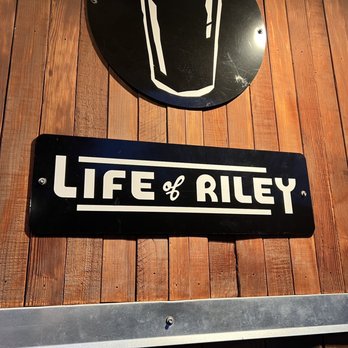 LIFE OF RILEY TAVERN - 115 Photos & 296 Reviews - 300 NW 10th Ave ...