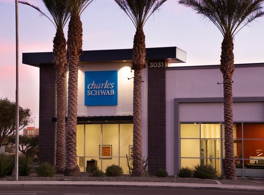 CHARLES SCHWAB - Updated December 2025 - 15 Reviews - 3031 W Frye Rd ...