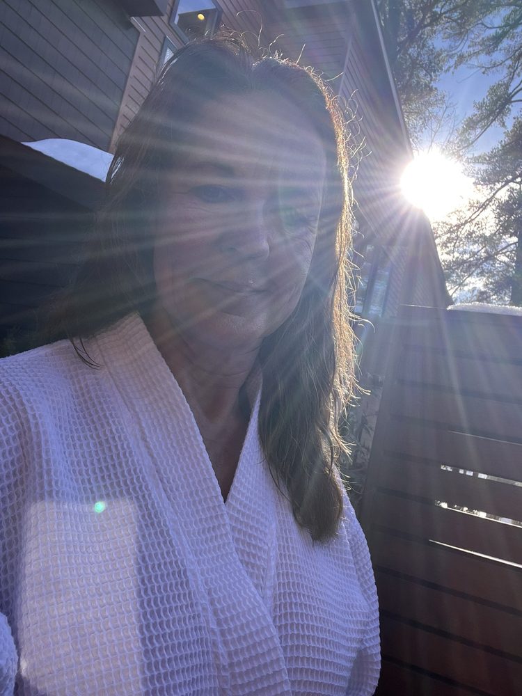 VILLA HYGGE SPA - Updated June 2024 - 2906 White Mountain Hwy, North ...