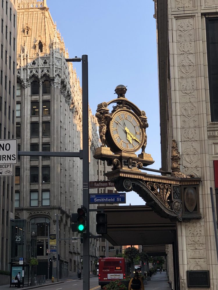 THE KAUFMANN CLOCK - 5th Smithfield St, Pittsburgh, Pennsylvania ...